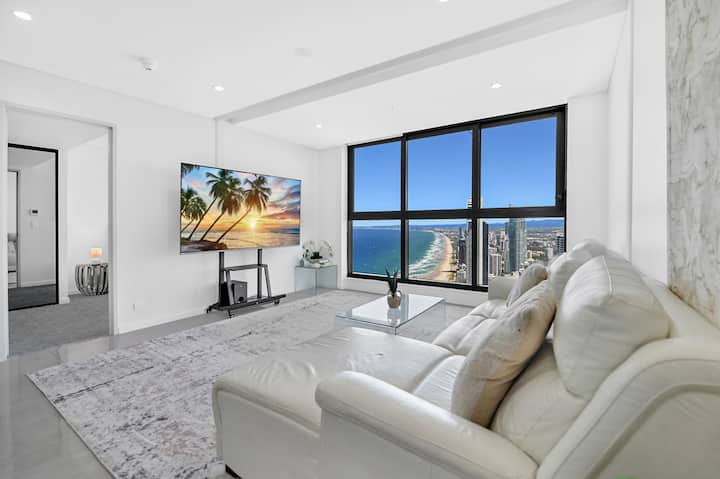 Level 61 Massive 4bdr Stunning Ocean Views - Surfers Paradise