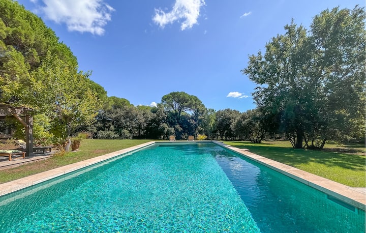 3 Bedroom Amazing Home In Uzès - Uzès