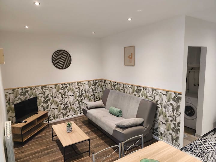 Appartement Malin & ÉConomique - Parking Sécurisé - Charleville-Mézières