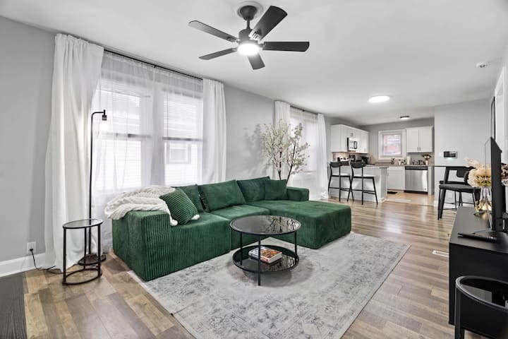 4742 Primrose Ave_2br1ba - Castleton, IN
