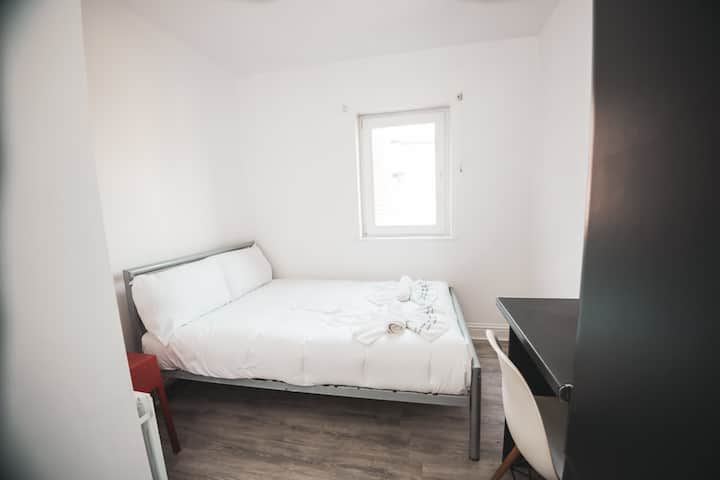 Modern Stranmillis 4 Bed - Belfast