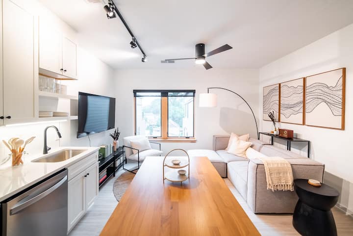 Queen Suite At Inkwell Noda Charlotte - Charlotte, NC