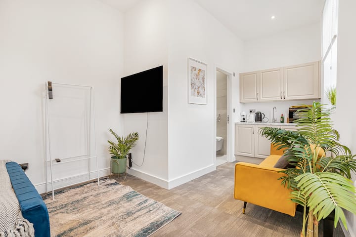 Cozy Didcot Studio | Easy Rail To Oxford & London - Didcot