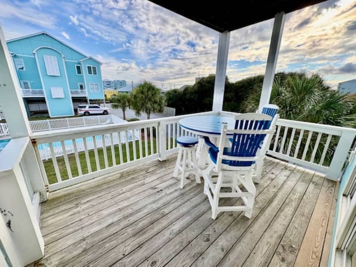 Beachwood Bliss; Oceanview Condo Atlantic Beach - Atlantic Beach, NC