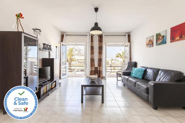 B77 - Im On Avenida Apartment In Lagos - Lagos