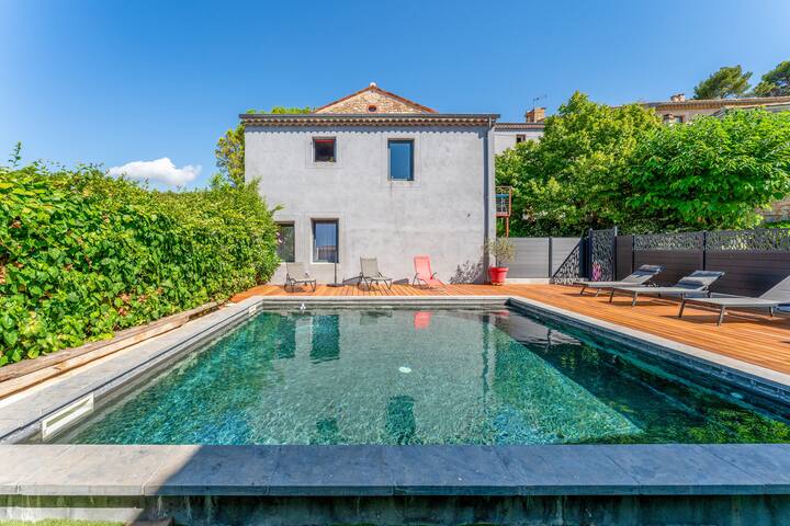 Côté Cour - 11 Personnes - Provence-Alpes-Côte d'Azur (PACA)