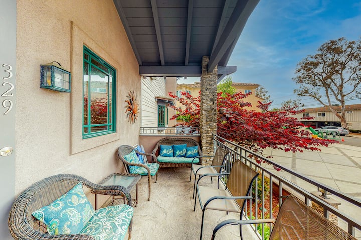 329 Oak Ave Gorgeous 4br | Balcony | Kitchenette - Carlsbad, CA