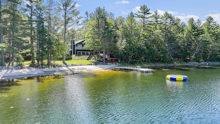 New • Sand Beach • Kayaks, Canoe, Toys • King Beds - Two Sisters Lake, WI