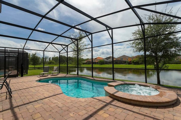 Family Home W/ Pool 9br Near Disney - Kissimmee, FL
