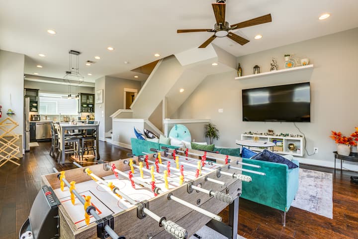 2 Mi To Dtwn: Modern Houston Home W/ Private Patio - 