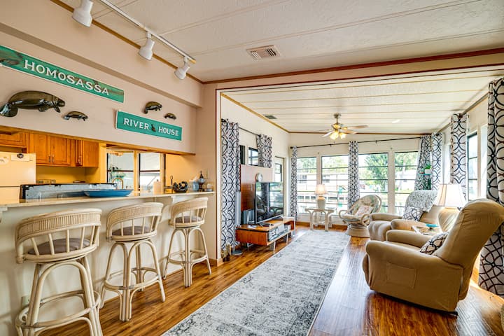 Angler's Paradise! Homosassa River Retreat W/ Dock - Homosassa