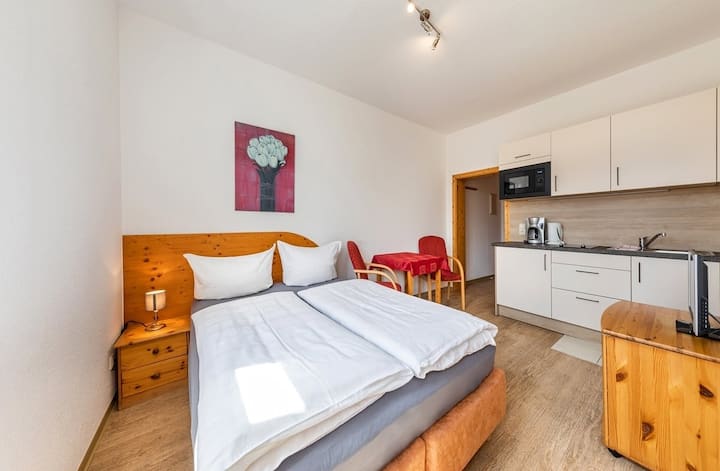 Doppelzimmer Mit 18m² In Rudolstadt (297700) - Bad Blankenburg