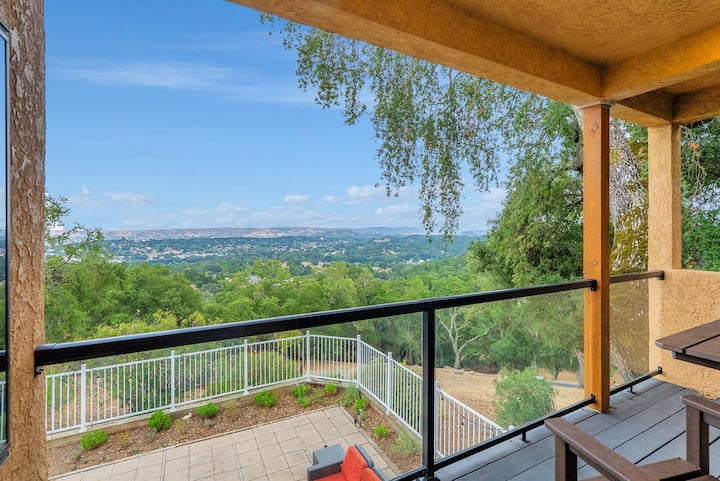 Brand New Listing Mid-mod Hilltop Retreat Views & - Atascadero, CA