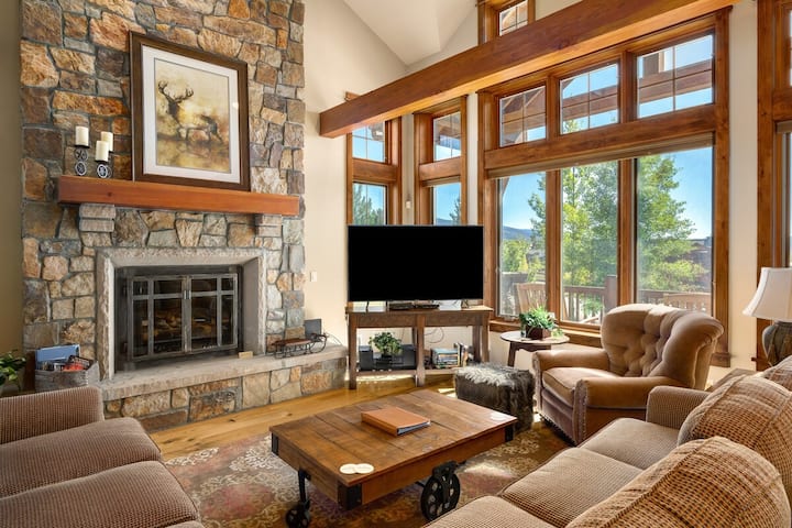 The Porches 4 Bedroom Home Sleeps 10 - Steamboat Springs, CO