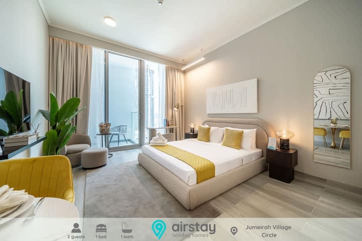 Airstay | Stylish Studio | Next To Circle Mall - Dubai