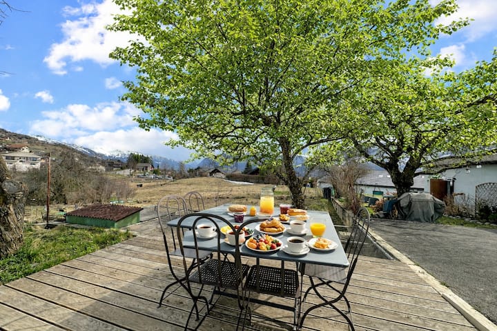 Modern Home For 8 Near Crans-montana • Terrace & F - Anzère