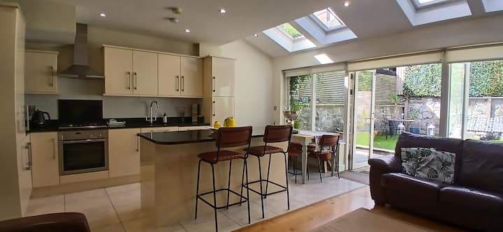 Beautiful 3bd Home Beside Phoenix Park - Dublin
