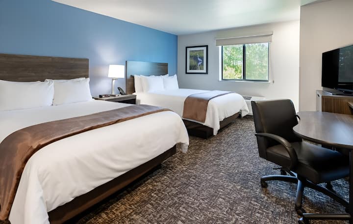 Affordable Extended-stay Room With Full Kitchen - Green Bay