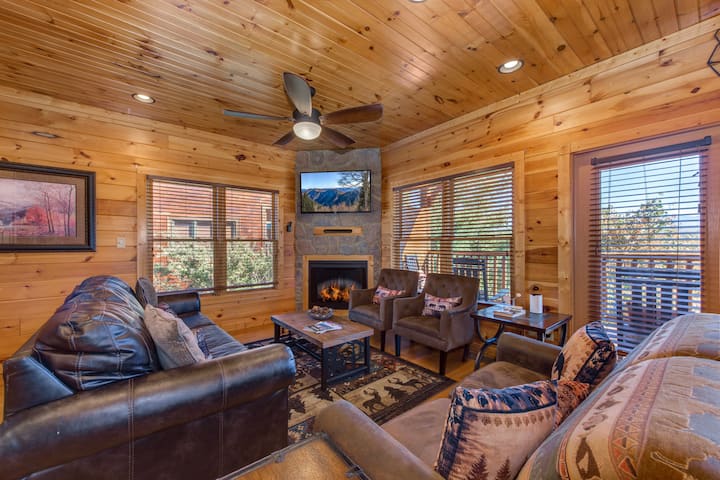 Morning Glory – Luxury Gatlinburg Cabin Rental - Gatlinburg