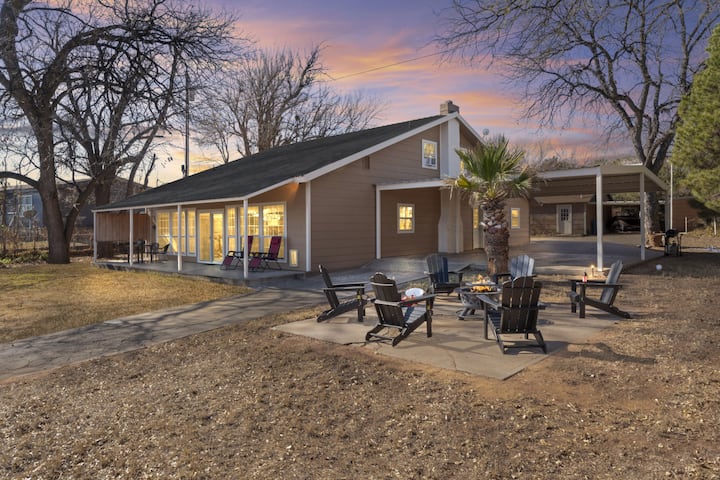 Lakefront Sweetwater Home W/ Patio & Fire Pit - Lake Sweetwater, Sweetwater