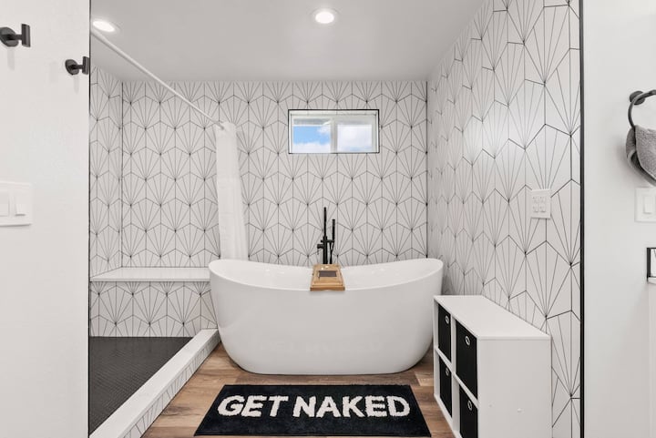 Serene Auburn Home W/ Fenced Yard & Ac! - Enumclaw, WA