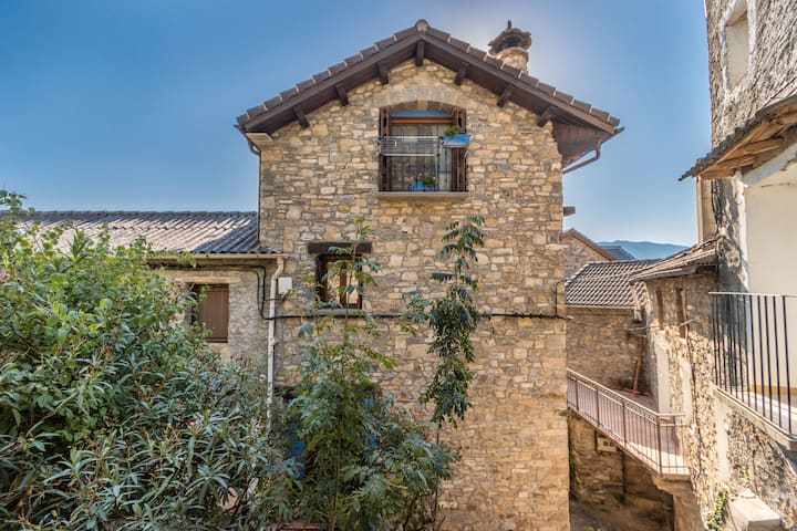 Casa Pirinea - Labuerda