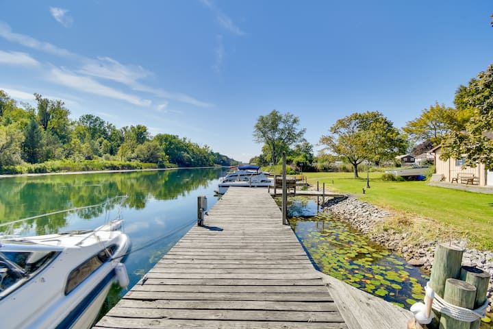 Riverfront Couple's Retreat, 3 Mi To Seneca Lake! - Geneva, NY