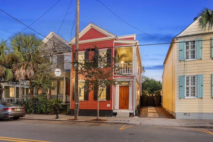 Red Robin | Outdoor Porch & Renovated Interiors! - Charleston, SC