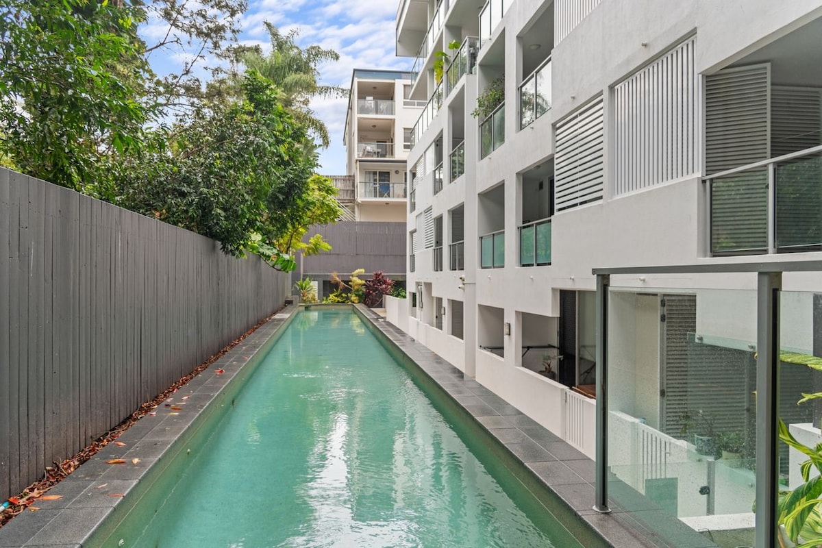 Riverside Teneriffe | 2BR, Balcony, Pool, A/C - Flats for Rent in ...