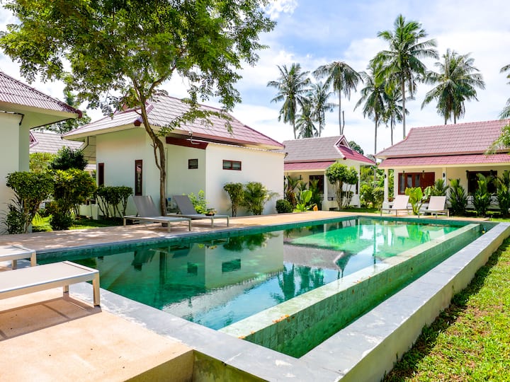 Cozy 1br Bungalow Shared Pool In Mae Nam - Ko Samui