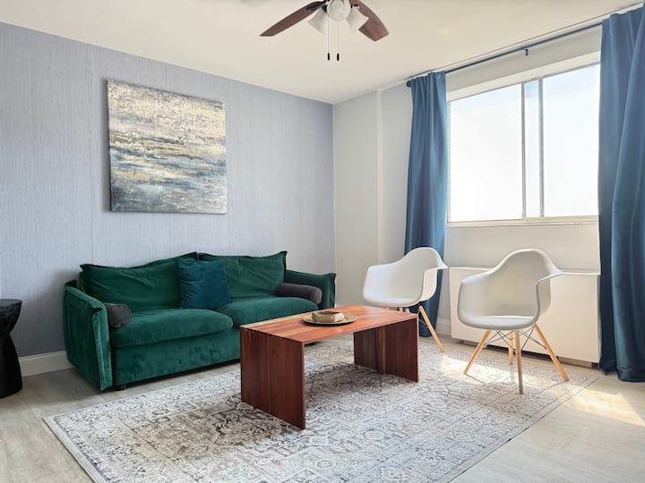 Historic Downtown Atlanta Condo With Views - Atlanta, GA
