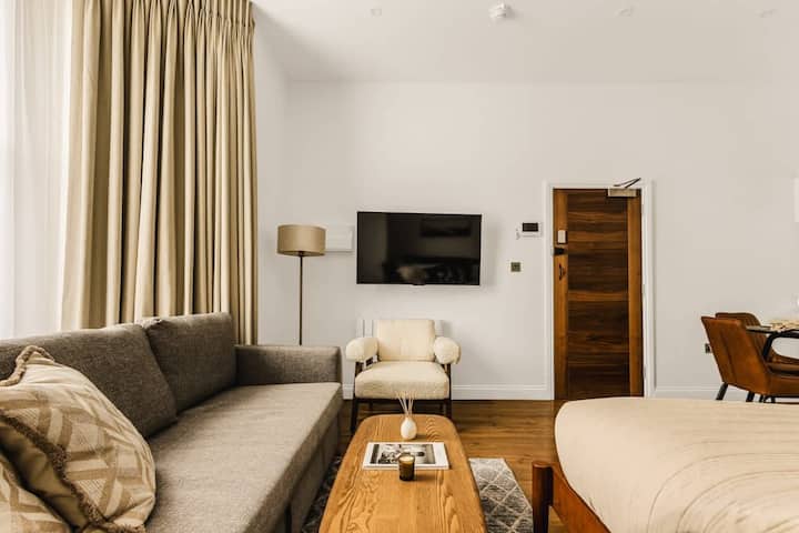 Stylish Studio In Kensington - Chelsea
