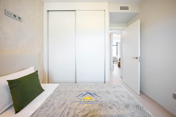 Eagle Serenity Apartment - Benidorm