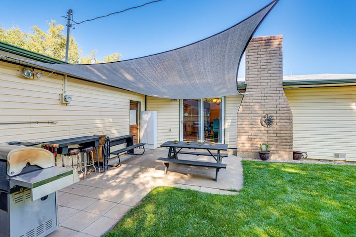 12 Mi To Mesa Verde: Family Gem W/ Mountain Views - Cortez, CO