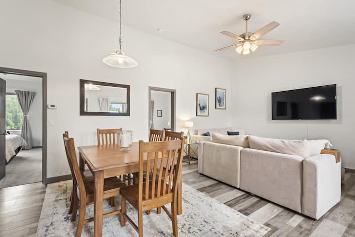 Modern And Cozy Condo With Sopris Views - Carbondale, CO