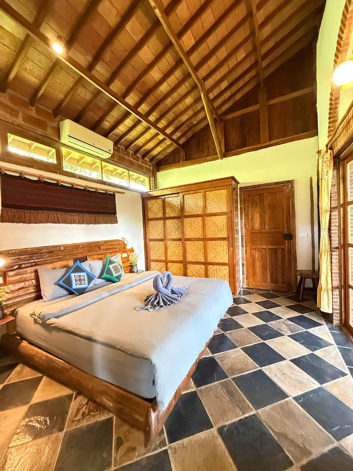 Villa Helios - Mae Hong Son