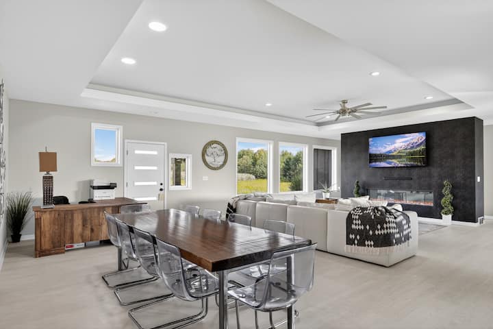 New! Peaceful Secluded Wausau Retreat - Wausau, WI