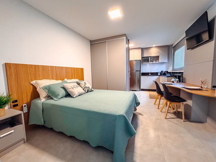 Studio Completo C/ Piscina, Prox Faculdade - Brusque