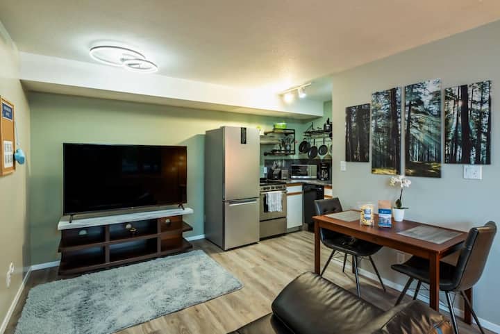 Nn - The Evergreen Suite - Porter Creek 1-bed 1-ba - Whitehorse