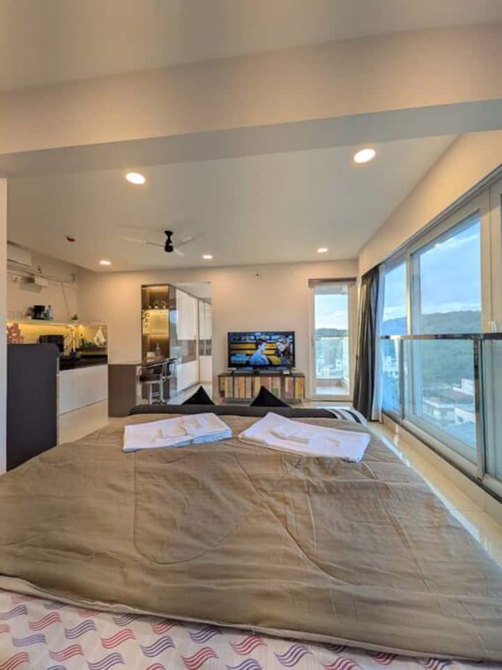 Ameya Stays - The Studio One | Hill View Pashan - Pune