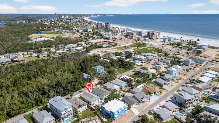 Cottage - 2 Bedroom - Heated Pool 1 Block To Beach - Fort Myers Beach