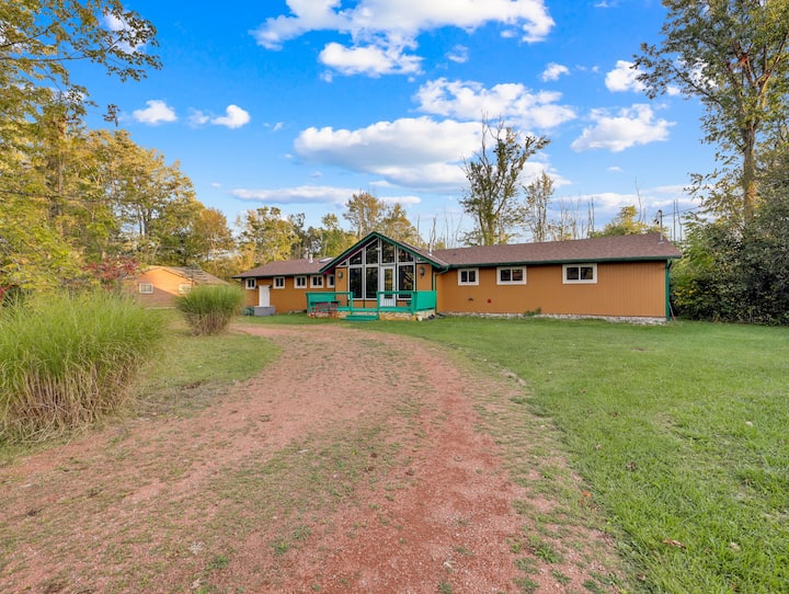 Beautiful Family Cottage Near The Water! - Fort Érié