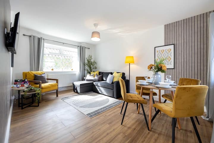 Spacious Manchester Apartment | Near Airport - Knutsford