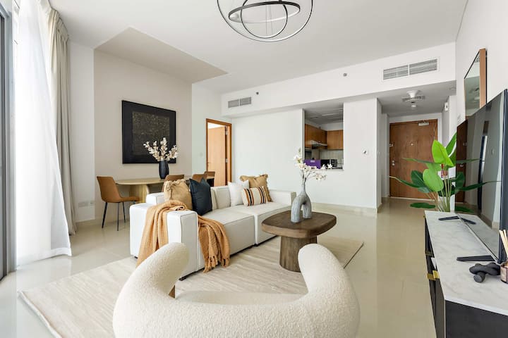 Silkhaus Spacious 2bdr Stay | In Julphar Tower - Abu Dhabi