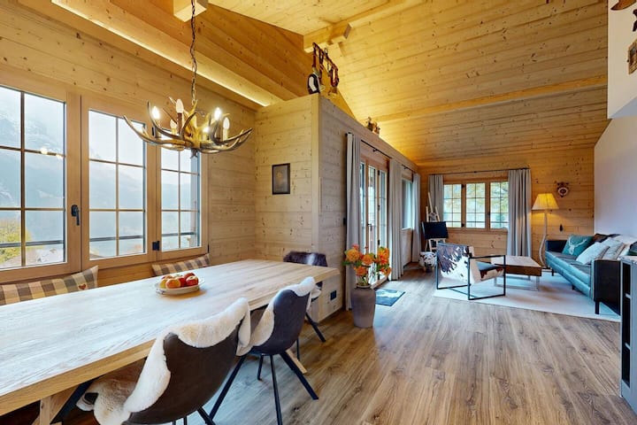 Heimelige Wohnung Im Obergeschoss Mit Eigerblick - Grindelwald