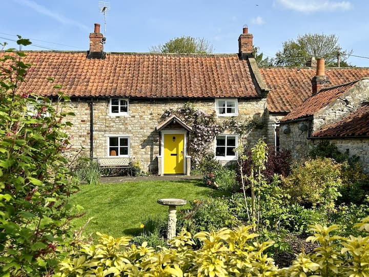 2 Bed In Nawton (93614) - Helmsley