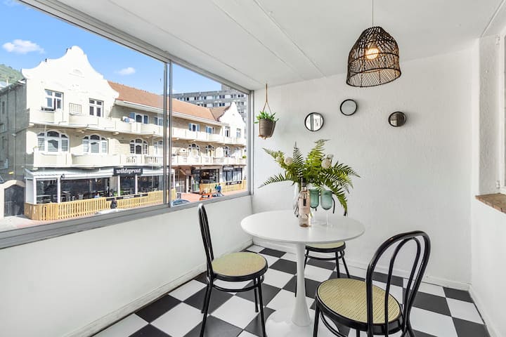 1 Plomarion - Cape Town