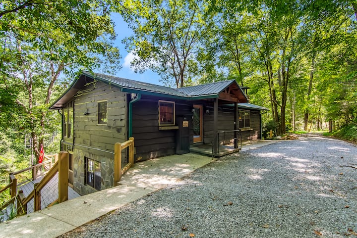 Riversong On The Toccoa River W Hot Tub & Gameroom - Blue Ridge, GA