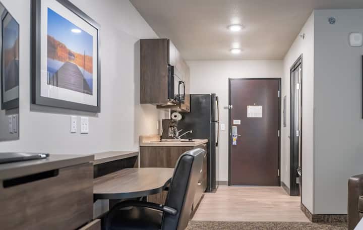 4 Spacious Studios For Pet Owners And Families - South Dakota