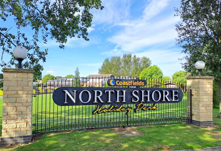 Elmhirst First Floor Apartment (Sleeps 4) 230 - Skegness